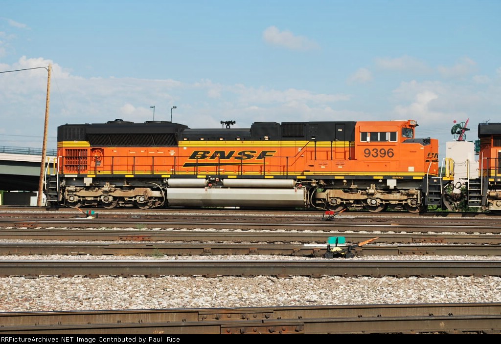 BNSF 9396